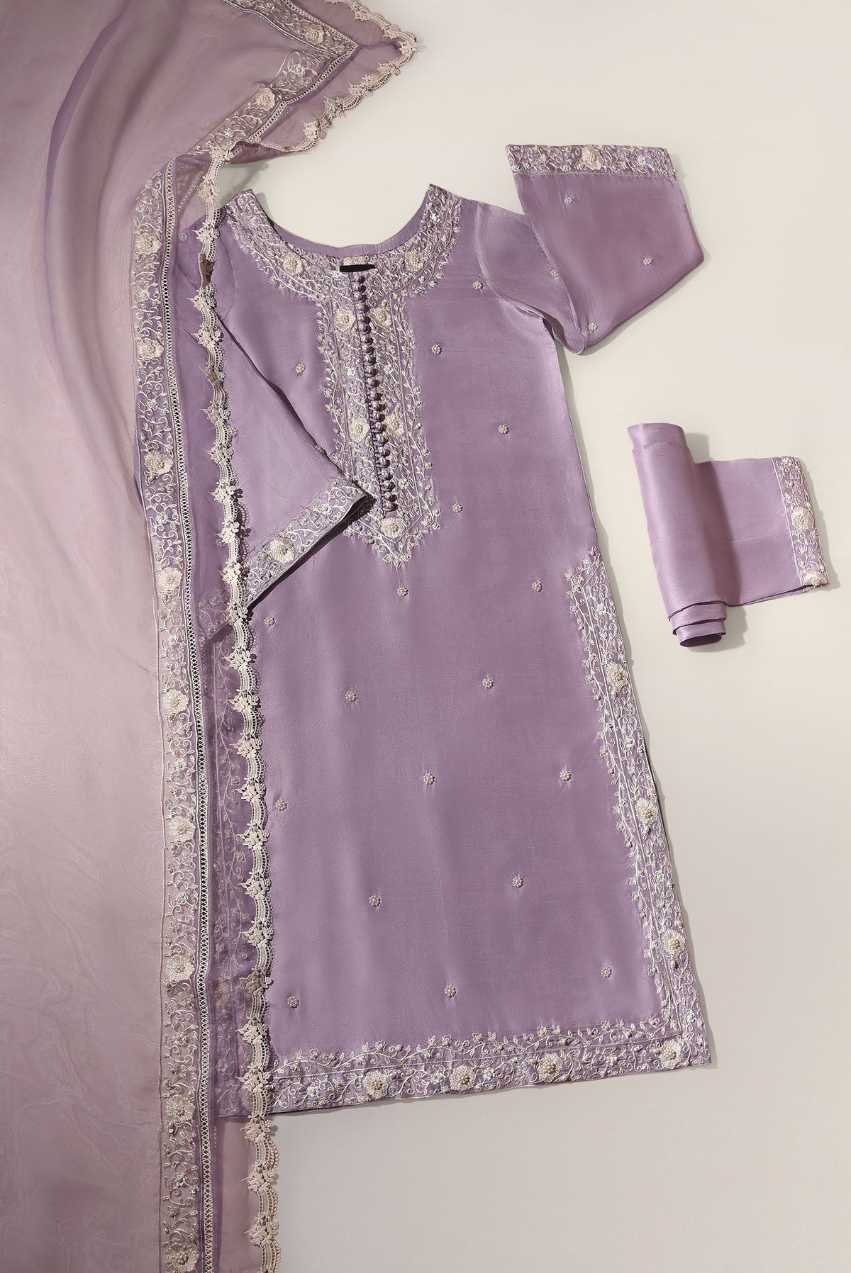 Daisy Love Lilac | Aghanoor Bridal