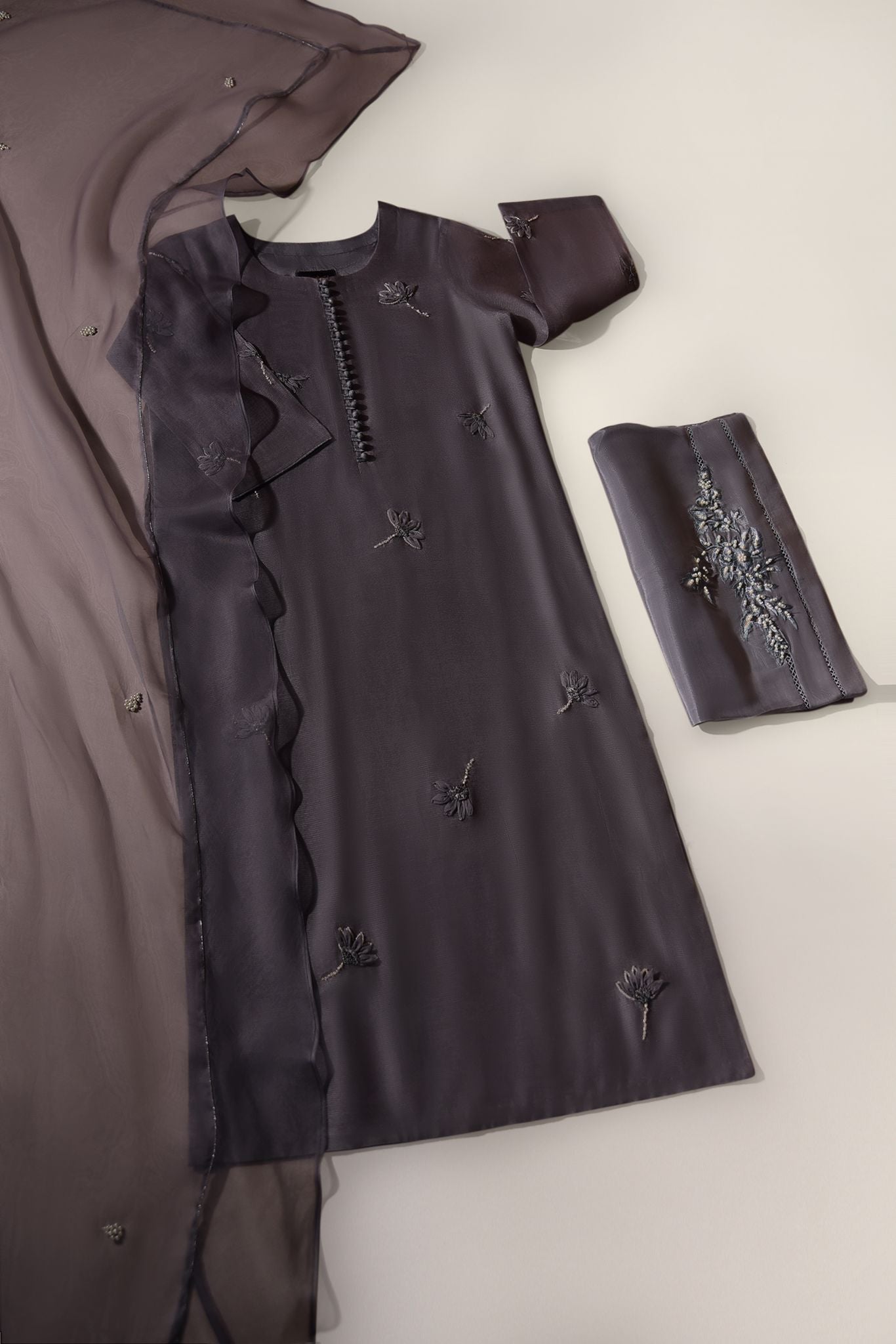 Gulara | Aghanoor Bridal